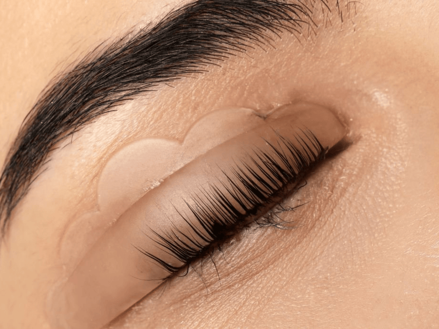 How to Reverse a Lash Lift Naturally: Safe Fixes for Over-Curled Lashes ...